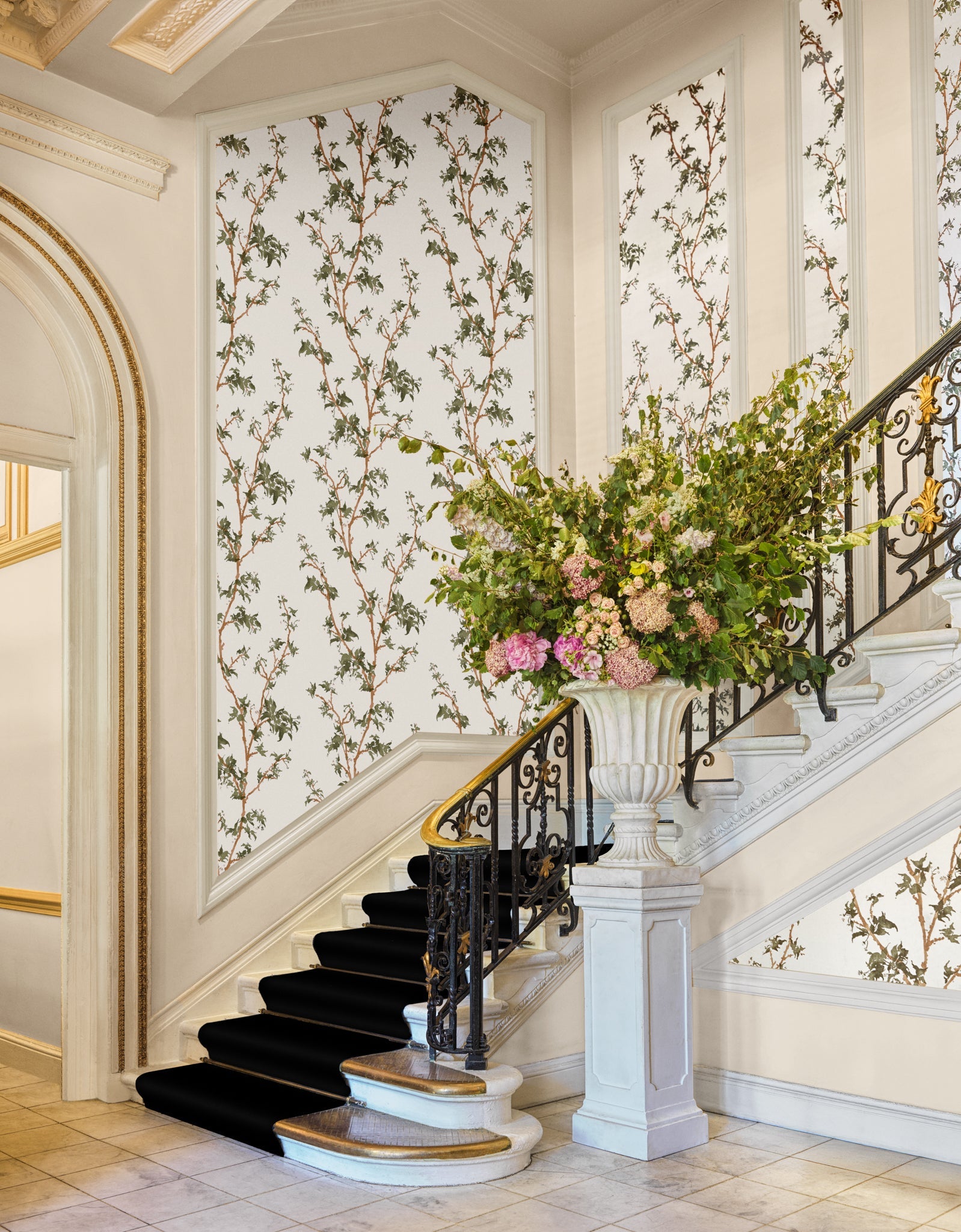 Chinese Branch wallpaper - Cole & Son – Cole & Son (Wallpapers) Ltd